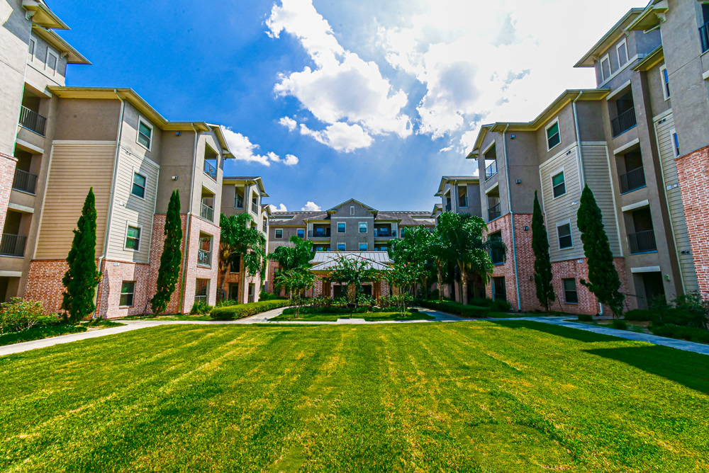 Magnolia Place Senior | Houston, TX | (713) 731-8100